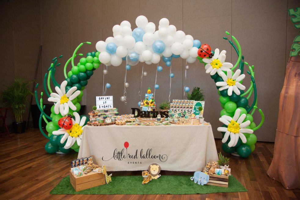 balloon-arch-dessert-table-singapore